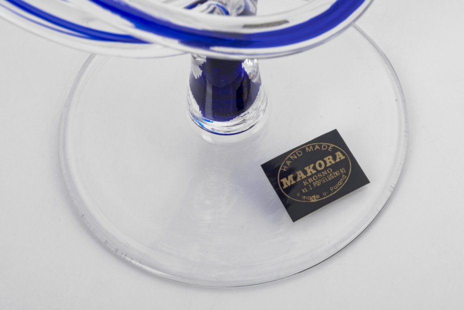 Ваза на фигурной ножке, Makora Krosno, цветное стекло, гутная техника ...