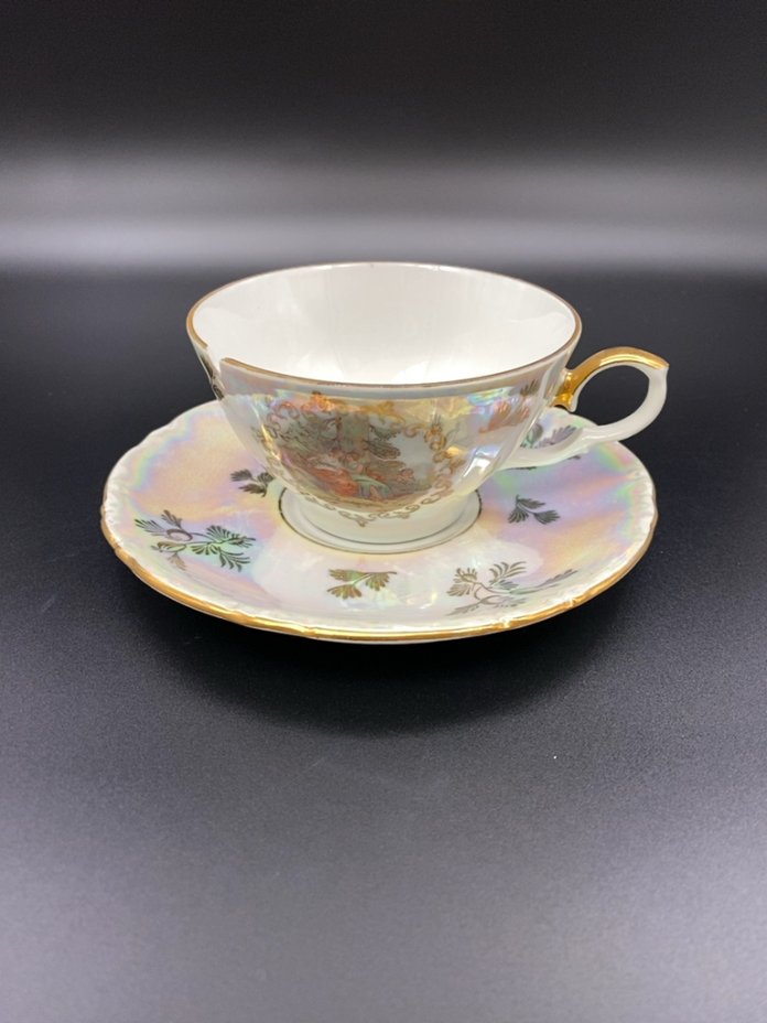 Чайно-кофейная пара перламутровая, фарфор, Kahla, Германия, 1950-1990 гг. стоимостью 990 руб.