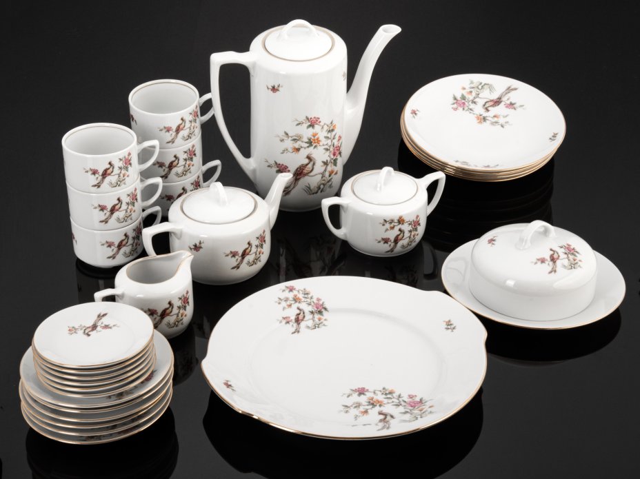 Сервиз чайно-кофейный "Райские птицы" на 6 персон (30 предметов), фарфор, деколь, золочение ...