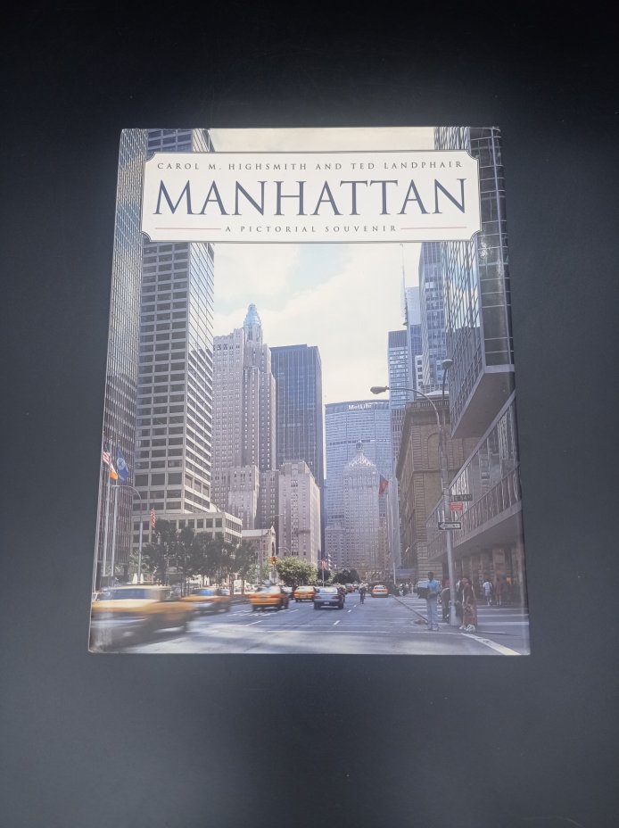 Книга-альбом "Manhattan : A Pictorial Souvenir" (Манхэттен ...
