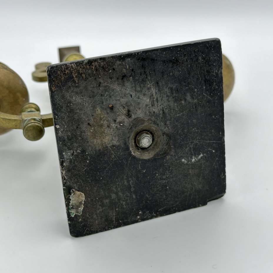 Подсвечник фигурный на каменном основании, на две свечи, латунь, литье ...