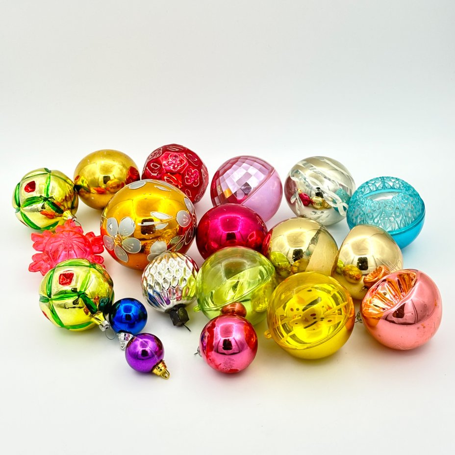 Набор ёлочных игрушек "Шары" различной расцветки (полупрозрачные ...