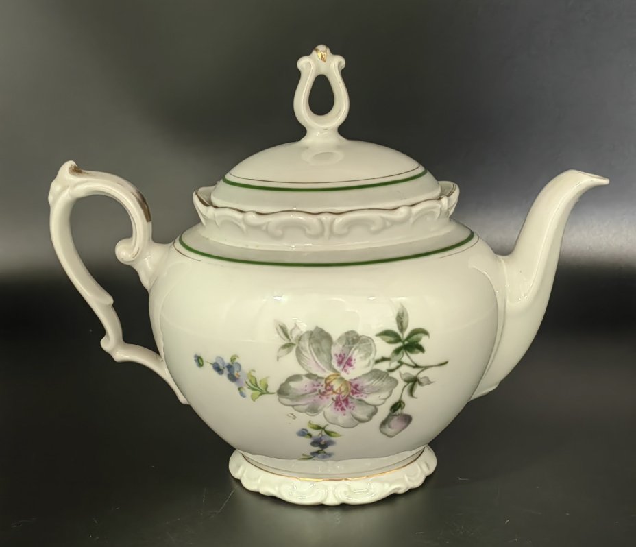 Чайник заварочный с цветочным декором, фарфор, деколь, золочение, Kahla, Германия, 1937-1957 гг ...