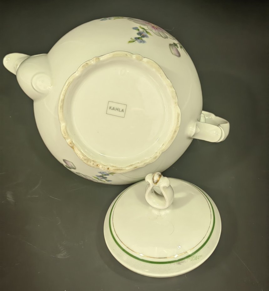 Чайник заварочный с цветочным декором, фарфор, деколь, золочение, Kahla, Германия, 1937-1957 гг ...