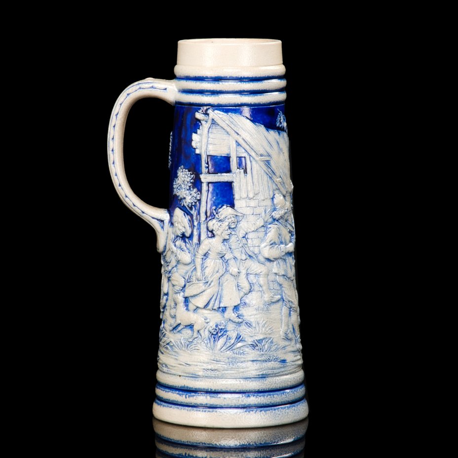 Кружка пивная с изображением трактирных гулянок "Музыкант и танцоры ...