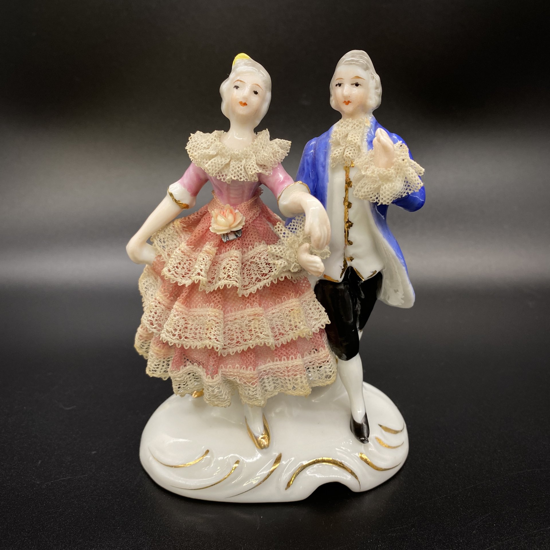 Статуэтка "Галантная сцена" ("Галантная пара", "Дама и кавалер ...