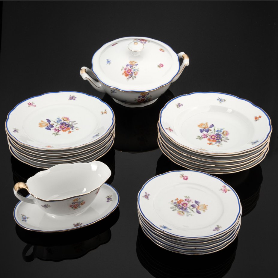 Набор обеденный , на 6 персон, украшенный орнаментом "Мейсенский букет" (20 предметов), фарфор ...