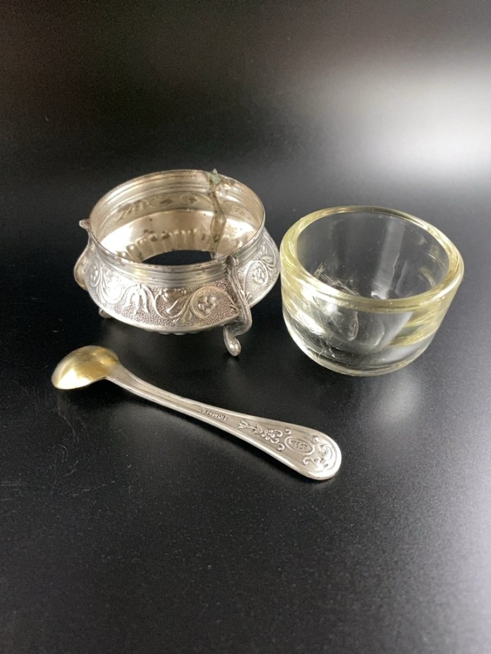 Солонка с миниатюрной ложкой, мНЦ (медь-никель-цинк), стекло, Мстерская ...
