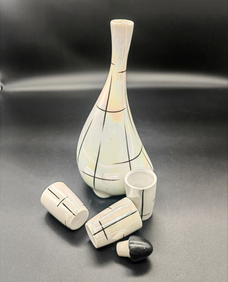 Набор для подачи крепких напитков: штоф "Гусь" и 3 стопки, фарфор ...